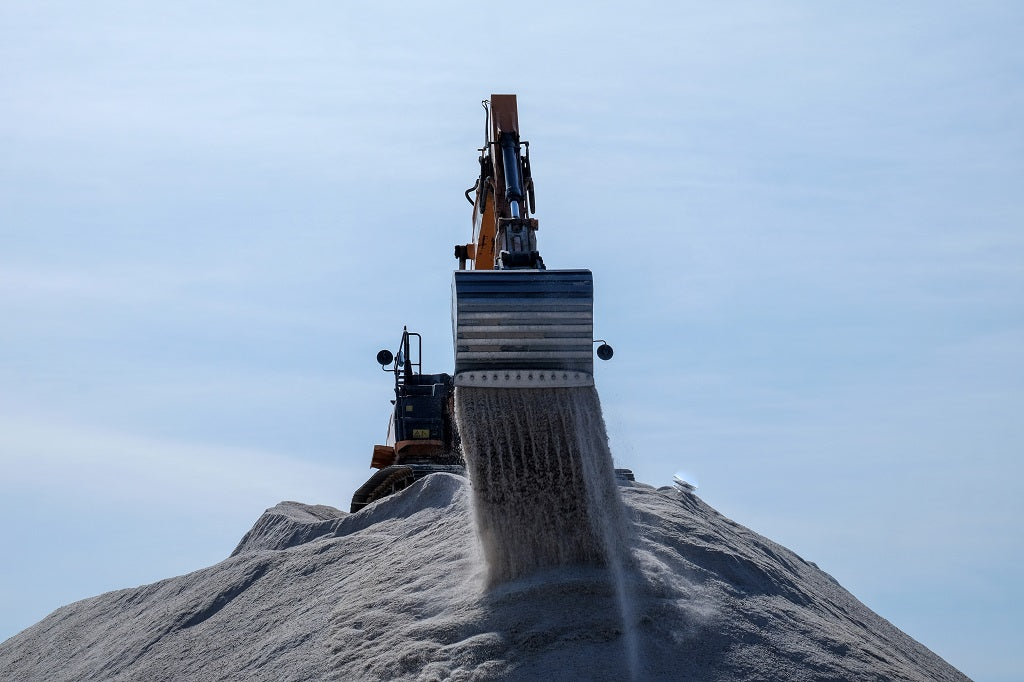 5 Advantages of Buying Rock Salt in Bulk | Ninja De-Icer